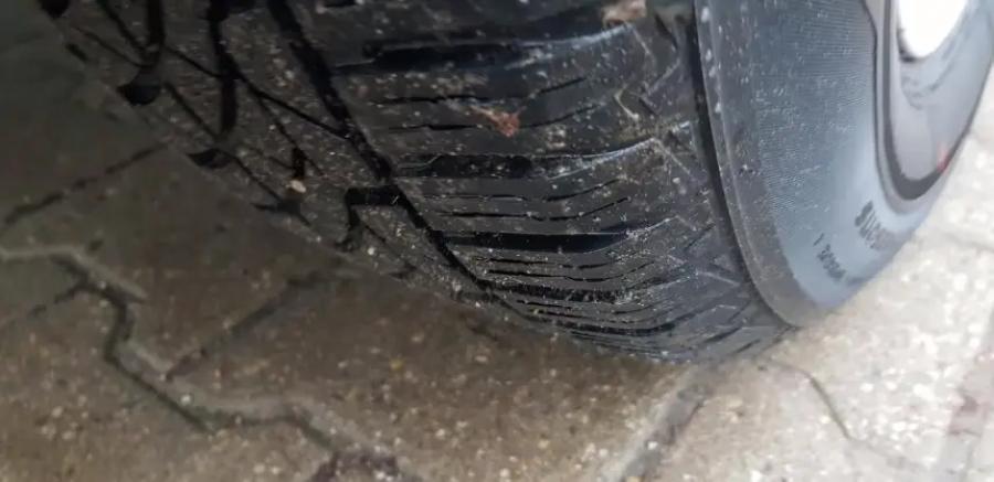 Pelēks Hyundai Santa Fe 2003 Valmiera, ar dzinēja tilpumu 2.40 L un nobraukumu 224 tūkst. km par 2400 €, foto 14 vietnē AUTOMOTO.COM.LV