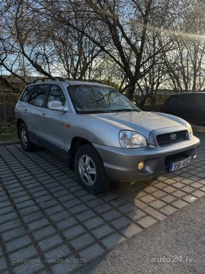 Pelēks Hyundai Santa Fe 2004 Tallina, ar dzinēja tilpumu 2.00 L un nobraukumu 339 tūkst. km par 1998 €, foto 3 vietnē AUTOMOTO.COM.LV