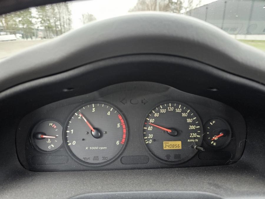 Pelēks Hyundai Santa Fe 2004 Rīga, ar dzinēja tilpumu 2.20 L un nobraukumu 340 tūkst. km par 1990 €, foto 10 vietnē AUTOMOTO.COM.LV
