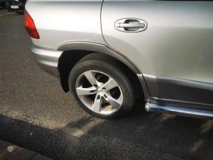Grey Hyundai Santa Fe 2004 in Vilnius, with an engine capacity of 1.99 L and mileage of 274 thousand km for 2690 €, photo 31 on AUTOMOTO.COM.LV