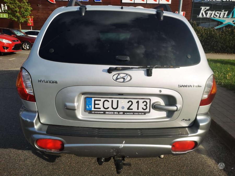Grey Hyundai Santa Fe 2004 in Vilnius, with an engine capacity of 1.99 L and mileage of 269 thousand km for 2850 €, photo 31 on AUTOMOTO.COM.LV