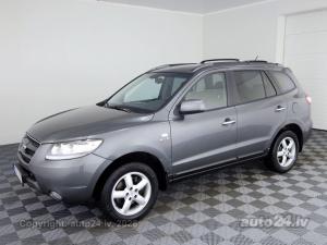 Grey Hyundai Santa Fe 2006 in Tallinn, with an engine capacity of 2.20 L and mileage of 530 thousand km for 1699 €, photo 2 on AUTOMOTO.COM.LV