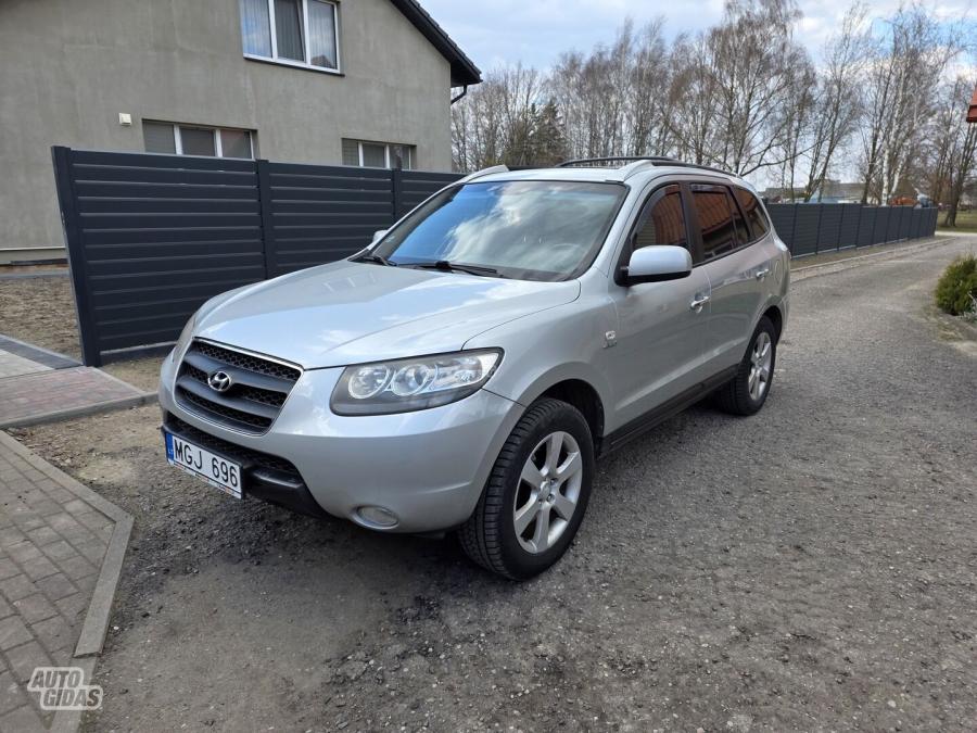 Pelēks Hyundai Santa Fe 2006 Marijampole, ar dzinēja tilpumu 2.20 L un nobraukumu 300 tūkst. km par 4500 €, foto 1 vietnē AUTOMOTO.COM.LV