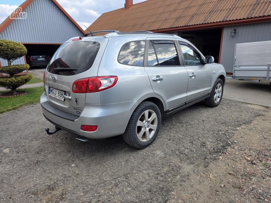 Pelēks Hyundai Santa Fe 2006 Marijampole, ar dzinēja tilpumu 2.20 L un nobraukumu 300 tūkst. km par 4500 €, foto 5 vietnē AUTOMOTO.COM.LV