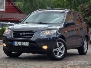 Серый Хендай Санта Фе 2006 в Рига, объемом двигателя 2.20 л и пробегом 238 тыс. км за 2250 €, фото  на AUTOMOTO.COM.LV