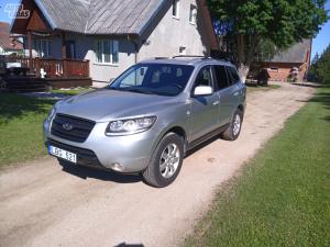 Pelēks Hyundai Santa Fe 2006 Radviliškis, ar dzinēja tilpumu 2.70 L un nobraukumu 234 tūkst. km par 3350 €, foto 5 vietnē AUTOMOTO.COM.LV