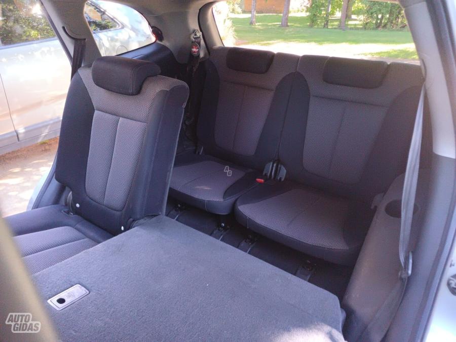Pelēks Hyundai Santa Fe 2006 Radviliškis, ar dzinēja tilpumu 2.70 L un nobraukumu 234 tūkst. km par 3350 €, foto 11 vietnē AUTOMOTO.COM.LV