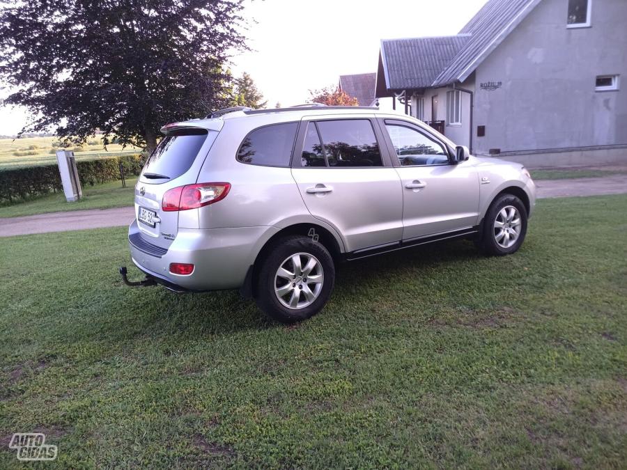 Pelēks Hyundai Santa Fe 2006 Radviliškis, ar dzinēja tilpumu 2.70 L un nobraukumu 234 tūkst. km par 3350 €, foto 26 vietnē AUTOMOTO.COM.LV
