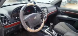 Pelēks Hyundai Santa Fe 2006 Valmiera, ar dzinēja tilpumu 2.20 L un nobraukumu 343 tūkst. km par 2500 €, foto 9 vietnē AUTOMOTO.COM.LV