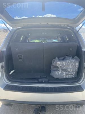 Grey Hyundai Santa Fe 2006 in Ogre, with an engine capacity of 2.20 L and mileage of 321 thousand km for 3200 €, photo 7 on AUTOMOTO.COM.LV