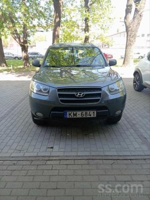 Grey Hyundai Santa Fe 2006 in Riga, with an engine capacity of 2.20 L and mileage of 231 thousand km for 1000 €, photo 8 on AUTOMOTO.COM.LV