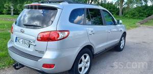 Pelēks Hyundai Santa Fe 2006 Daugavpils, ar dzinēja tilpumu 2.20 L un nobraukumu 267 tūkst. km par 3450 €, foto  vietnē AUTOMOTO.COM.LV