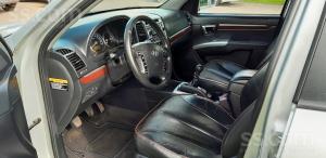 Pelēks Hyundai Santa Fe 2006 Daugavpils, ar dzinēja tilpumu 2.20 L un nobraukumu 267 tūkst. km par 3450 €, foto 6 vietnē AUTOMOTO.COM.LV