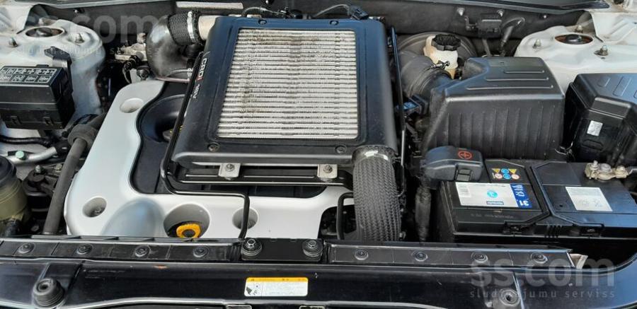 Pelēks Hyundai Santa Fe 2006 Daugavpils, ar dzinēja tilpumu 2.20 L un nobraukumu 267 tūkst. km par 3450 €, foto 12 vietnē AUTOMOTO.COM.LV