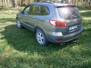 Pelēks Hyundai Santa Fe 2006 Jēkabpils, ar dzinēja tilpumu 2.20 L un nobraukumu 225 tūkst. km par 1950 €, foto 5 vietnē AUTOMOTO.COM.LV