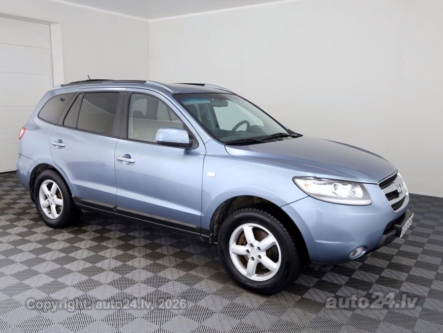 Pelēks Hyundai Santa Fe 2006 Tallina, ar dzinēja tilpumu 2.20 L un nobraukumu 359 tūkst. km par 1999 €, foto 1 vietnē AUTOMOTO.COM.LV
