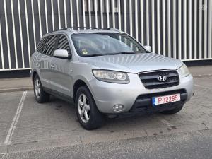 Pelēks Hyundai Santa Fe 2006 Viļņa, ar dzinēja tilpumu 2.19 L un nobraukumu 302 tūkst. km par 2399 €, foto 4 vietnē AUTOMOTO.COM.LV