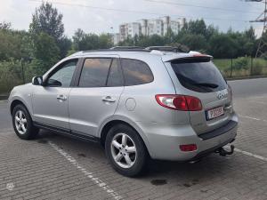 Pelēks Hyundai Santa Fe 2006 Viļņa, ar dzinēja tilpumu 2.19 L un nobraukumu 302 tūkst. km par 2399 €, foto 9 vietnē AUTOMOTO.COM.LV