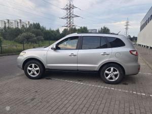 Pelēks Hyundai Santa Fe 2006 Viļņa, ar dzinēja tilpumu 2.19 L un nobraukumu 302 tūkst. km par 2399 €, foto 10 vietnē AUTOMOTO.COM.LV