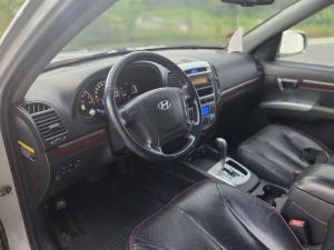 Pelēks Hyundai Santa Fe 2006 Viļņa, ar dzinēja tilpumu 2.19 L un nobraukumu 302 tūkst. km par 2399 €, foto 11 vietnē AUTOMOTO.COM.LV