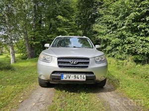 Grey Hyundai Santa Fe 2006 in Jekabpils, with an engine capacity of 2.20 L and mileage of 283 thousand km for 3000 €, photo  on AUTOMOTO.COM.LV