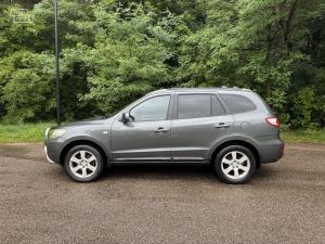 Grey Hyundai Santa Fe 2006 in Vilnius, with an engine capacity of 2.20 L and mileage of 280 thousand km for 2100 €, photo 10 on AUTOMOTO.COM.LV