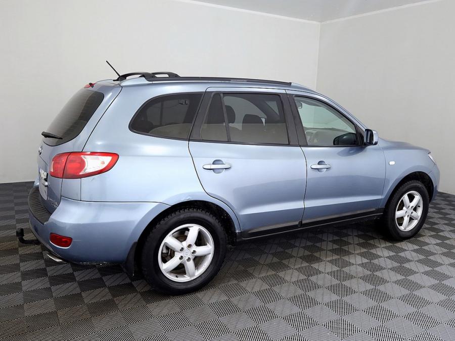Grey Hyundai Santa Fe 2006 in Tallinn, with an engine capacity of 2.20 L and mileage of 359 thousand km for 1899 €, photo 11 on AUTOMOTO.COM.LV