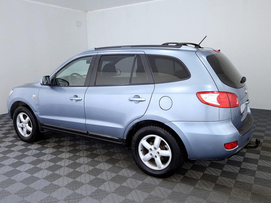 Grey Hyundai Santa Fe 2006 in Tallinn, with an engine capacity of 2.20 L and mileage of 359 thousand km for 1899 €, photo 12 on AUTOMOTO.COM.LV