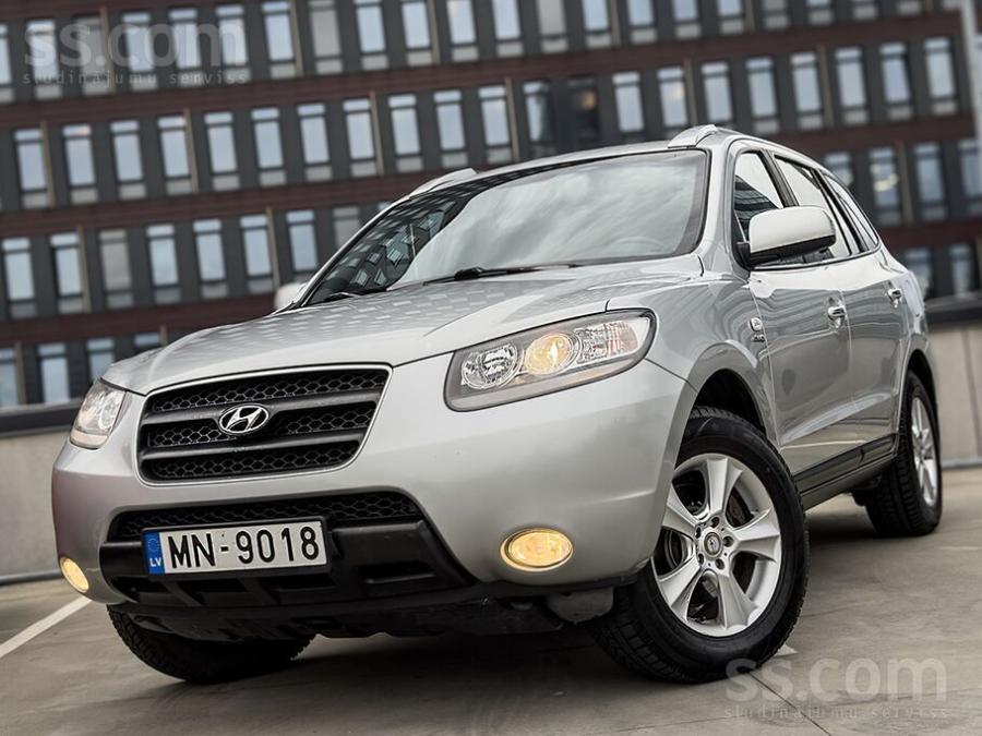Pelēks Hyundai Santa Fe 2006 Rīga, ar dzinēja tilpumu 2.20 L un nobraukumu 289 tūkst. km par 2750 €, foto 1 vietnē AUTOMOTO.COM.LV