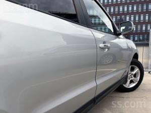 Pelēks Hyundai Santa Fe 2006 Rīga, ar dzinēja tilpumu 2.20 L un nobraukumu 289 tūkst. km par 2750 €, foto 6 vietnē AUTOMOTO.COM.LV