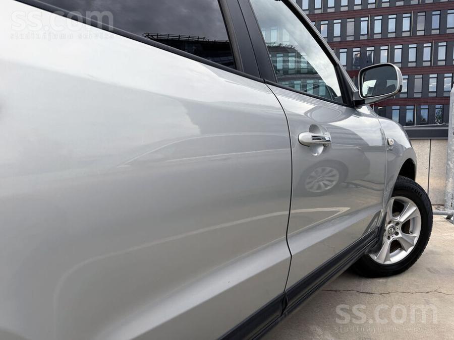 Pelēks Hyundai Santa Fe 2006 Rīga, ar dzinēja tilpumu 2.20 L un nobraukumu 289 tūkst. km par 2750 €, foto 6 vietnē AUTOMOTO.COM.LV