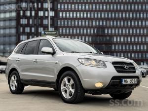 Pelēks Hyundai Santa Fe 2006 Rīga, ar dzinēja tilpumu 2.20 L un nobraukumu 289 tūkst. km par 2750 €, foto 8 vietnē AUTOMOTO.COM.LV