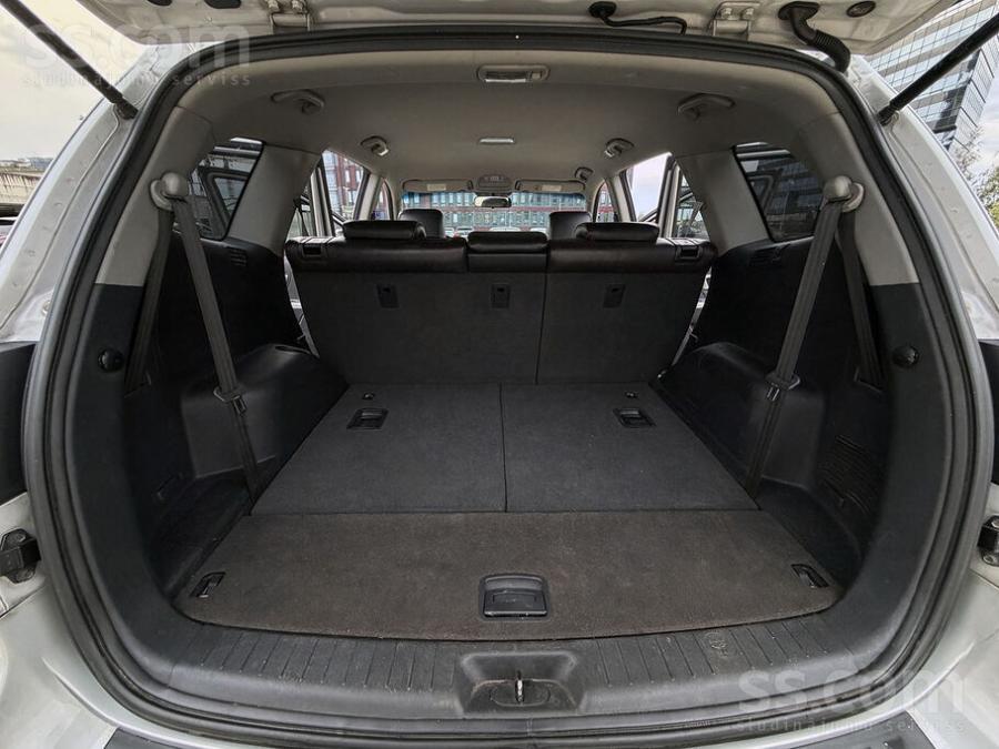 Pelēks Hyundai Santa Fe 2006 Rīga, ar dzinēja tilpumu 2.20 L un nobraukumu 289 tūkst. km par 2750 €, foto 26 vietnē AUTOMOTO.COM.LV