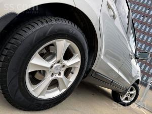 Pelēks Hyundai Santa Fe 2006 Rīga, ar dzinēja tilpumu 2.20 L un nobraukumu 289 tūkst. km par 2750 €, foto 27 vietnē AUTOMOTO.COM.LV