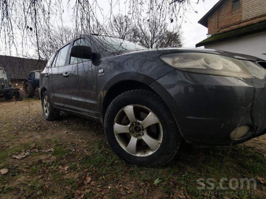 Pelēks Hyundai Santa Fe 2007 Bauska, ar dzinēja tilpumu 2.20 L un nobraukumu 271 tūkst. km par 1600 €, foto 1 vietnē AUTOMOTO.COM.LV