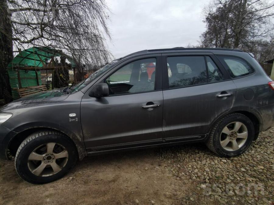 Pelēks Hyundai Santa Fe 2007 Bauska, ar dzinēja tilpumu 2.20 L un nobraukumu 271 tūkst. km par 1600 €, foto 2 vietnē AUTOMOTO.COM.LV