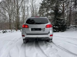 Grey Hyundai Santa Fe 2007 in Utena, with an engine capacity of 2.19 L and mileage of 215 thousand km for 4200 €, photo 29 on AUTOMOTO.COM.LV