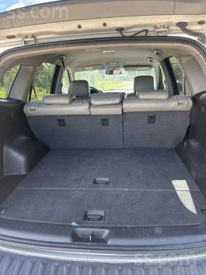 Pelēks Hyundai Santa Fe 2007 Daugavpils, ar dzinēja tilpumu 2.20 L un nobraukumu 323 tūkst. km par 3600 €, foto 6 vietnē AUTOMOTO.COM.LV