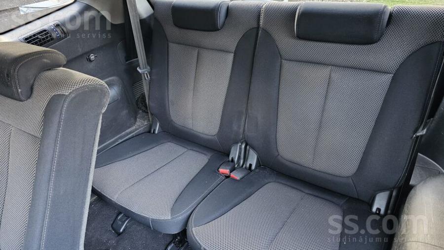 Pelēks Hyundai Santa Fe 2007 Rīga, ar dzinēja tilpumu 2.20 L un nobraukumu 295 tūkst. km par 3450 €, foto 8 vietnē AUTOMOTO.COM.LV