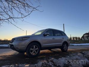 Pelēks Hyundai Santa Fe 2007 Rīga, ar dzinēja tilpumu 2.20 L un nobraukumu 251 tūkst. km par 3000 €, foto 3 vietnē AUTOMOTO.COM.LV