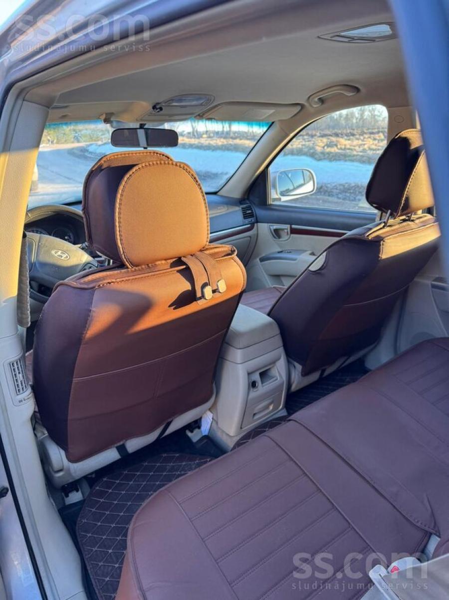 Pelēks Hyundai Santa Fe 2007 Rīga, ar dzinēja tilpumu 2.20 L un nobraukumu 251 tūkst. km par 3000 €, foto 7 vietnē AUTOMOTO.COM.LV