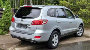 Grey Hyundai Santa Fe 2007 in Vilnius, with an engine capacity of 2.20 L and mileage of 205 thousand km for 3500 €, photo 6 on AUTOMOTO.COM.LV
