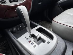 Pelēks Hyundai Santa Fe 2007 Daugavpils, ar dzinēja tilpumu 2.20 L un nobraukumu 323 tūkst. km par 3500 €, foto 13 vietnē AUTOMOTO.COM.LV