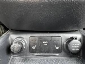 Pelēks Hyundai Santa Fe 2007 Daugavpils, ar dzinēja tilpumu 2.20 L un nobraukumu 323 tūkst. km par 3500 €, foto 16 vietnē AUTOMOTO.COM.LV