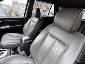 Pelēks Hyundai Santa Fe 2007 Daugavpils, ar dzinēja tilpumu 2.20 L un nobraukumu 323 tūkst. km par 3500 €, foto 18 vietnē AUTOMOTO.COM.LV