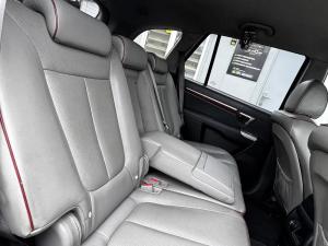 Pelēks Hyundai Santa Fe 2007 Daugavpils, ar dzinēja tilpumu 2.20 L un nobraukumu 323 tūkst. km par 3500 €, foto 21 vietnē AUTOMOTO.COM.LV