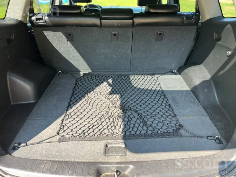 Pelēks Hyundai Santa Fe 2007 Rīga, ar dzinēja tilpumu 2.20 L un nobraukumu 321 tūkst. km par 3100 €, foto 9 vietnē AUTOMOTO.COM.LV