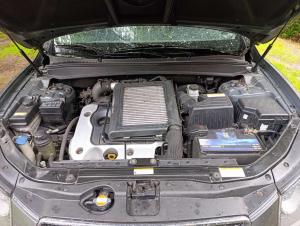 Grey Hyundai Santa Fe 2007 in Kaunas, with an engine capacity of 2.19 L and mileage of 272 thousand km for 5200 €, photo 12 on AUTOMOTO.COM.LV