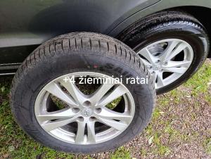Grey Hyundai Santa Fe 2007 in Kaunas, with an engine capacity of 2.19 L and mileage of 272 thousand km for 5200 €, photo 15 on AUTOMOTO.COM.LV