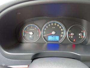 Grey Hyundai Santa Fe 2007 in Kaunas, with an engine capacity of 2.19 L and mileage of 272 thousand km for 5200 €, photo 17 on AUTOMOTO.COM.LV
